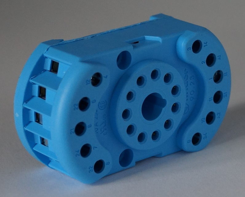 HDG39055 Socket for amplifier